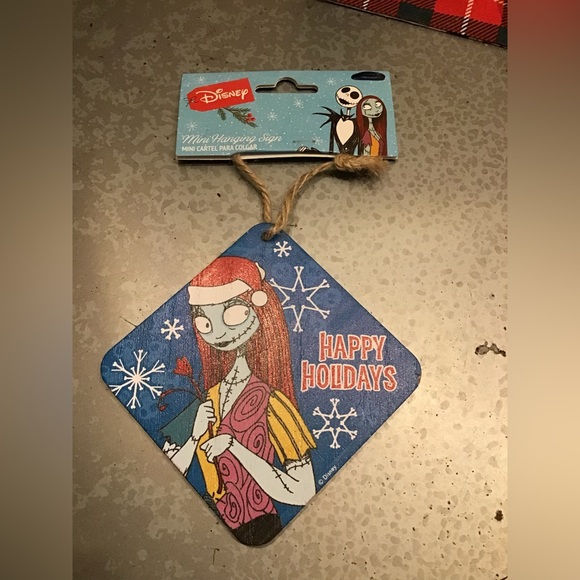 Disney | Holiday | Disney Nighmare Before Christmas Sally Happy ...